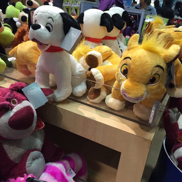 Toronto Mall Disney Store