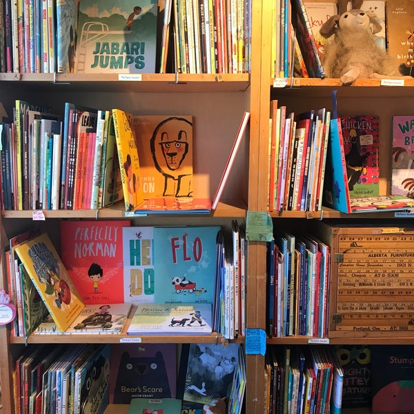 Green Bean Books - 4 tips from 156 visitors