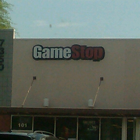 GameStop - Glendale, AZ