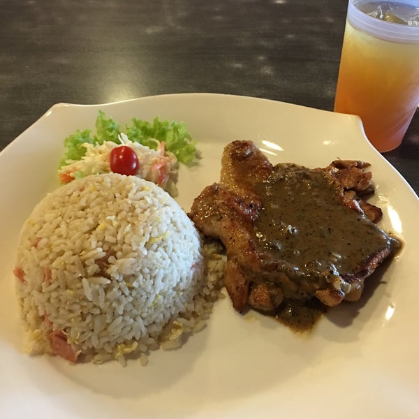 Chef Chef Cafe 名厨餐厅 (Now Closed) - Café in Ulu Tiram