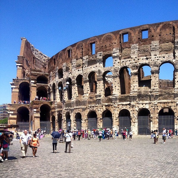 Piazza del Colosseo - Celio - 73 tips