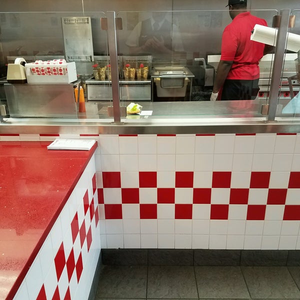 Five Guys - 265 North Broadway