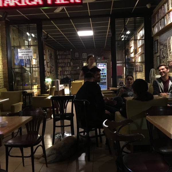 Babil Kitap Kafe - 6954 ziyaretçidan 144 tavsiye