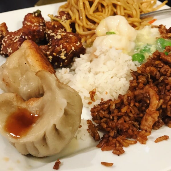 Chef Ho's (Now Closed) - Yorkville - 1720 2nd Ave