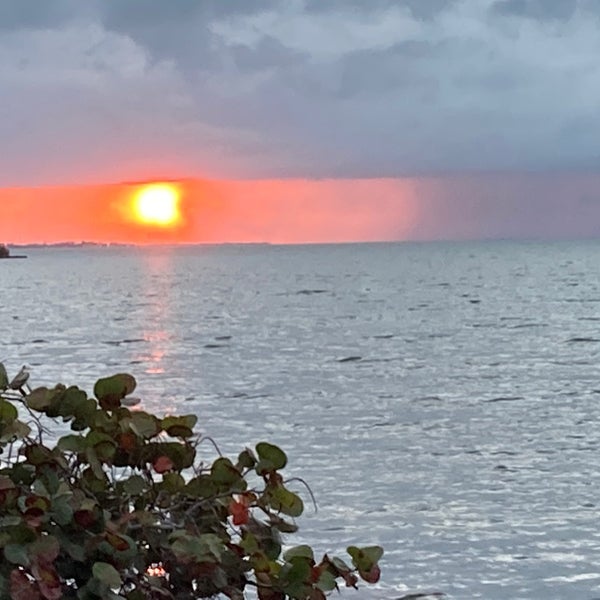 Lime Tree Bay Resort - 15 tips from 427 visitors