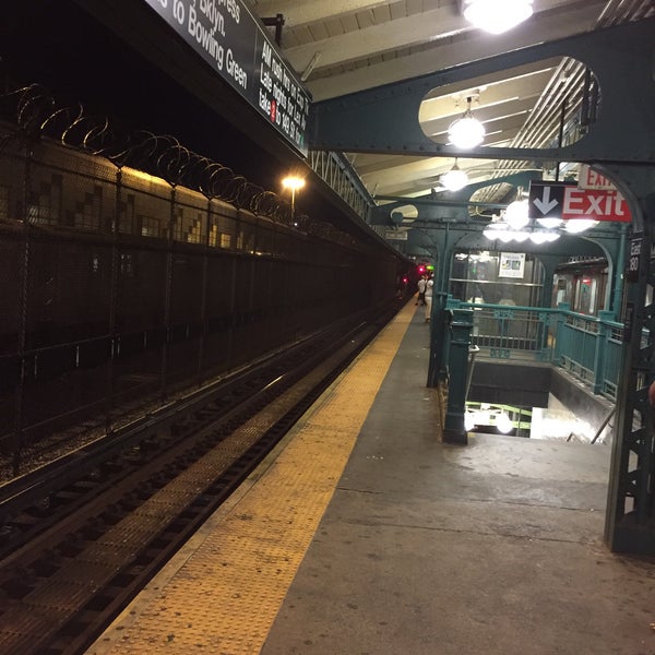Photos at MTA Subway - E 180th St (2/5) - Van Nest - 22 tips