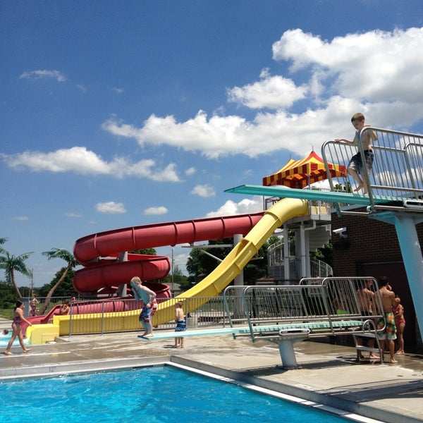Republic Aquatic Center - Water Park