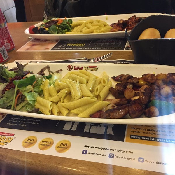 Tavuk Dünyası - Fried Chicken Joint in Maltepe