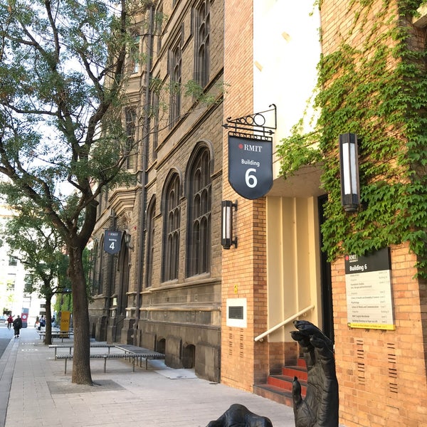 RMIT University: Melbourne City Campus - University in Melbourne CBD