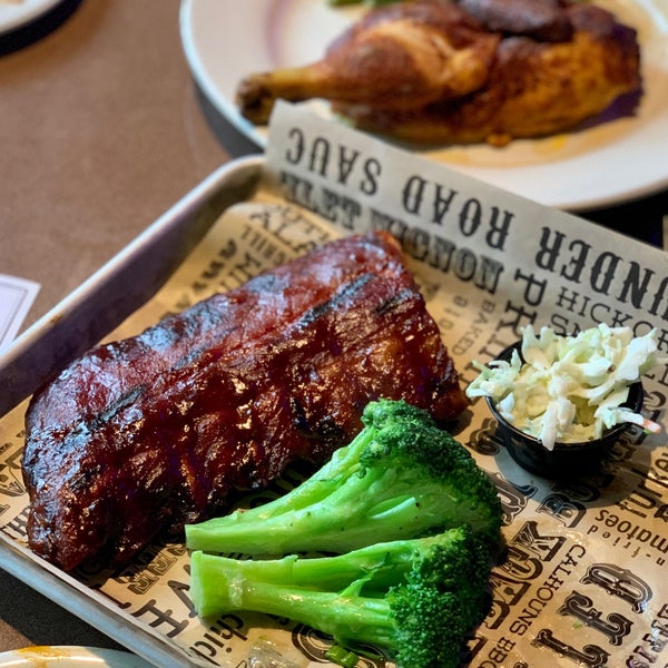 Calhoun's - BBQ Joint in Gatlinburg