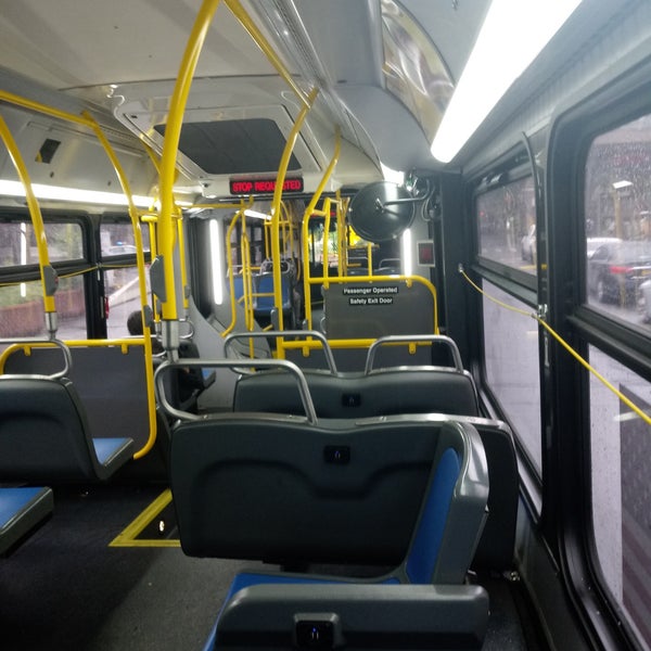 MTA Bus - Park Row & Beekman St (M9/M22/M103) - Bus Stop in New York