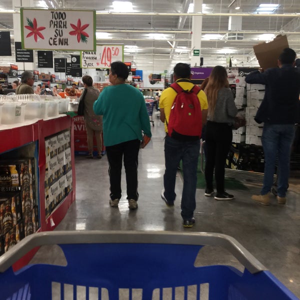 Walmart - Big Box Store in Tlalnepantla de baz