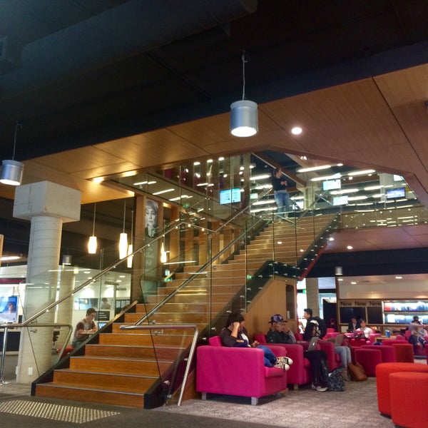 QUT Library - Victoria Park Rd.