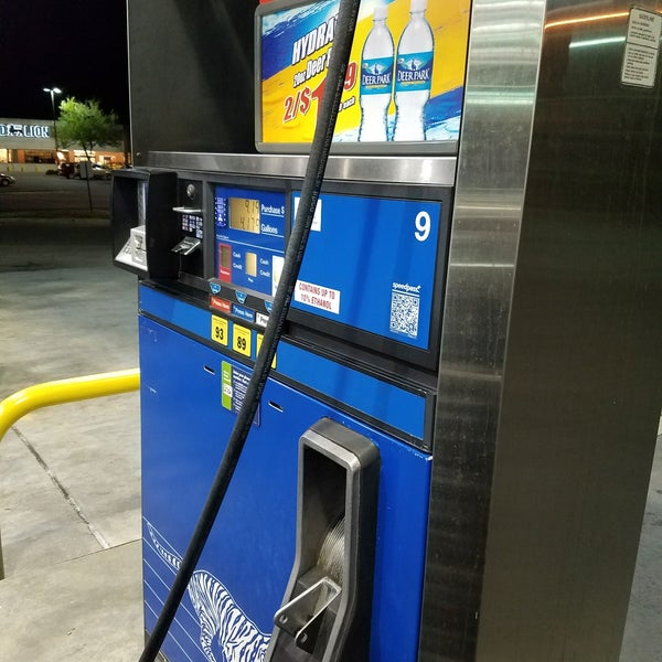 Han-Dee Hugo's - Fuel Station in Cary