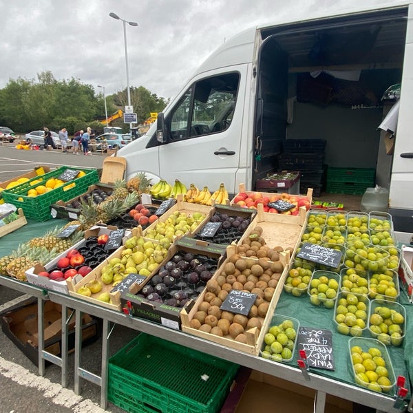 Dorking (Main) Railway Station (DKG) - Rail Station