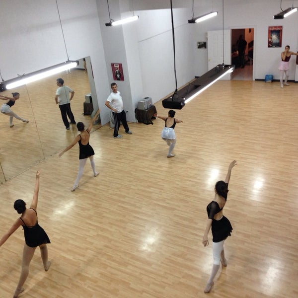 Estudio Ballet Danza Libre - Dance Studio