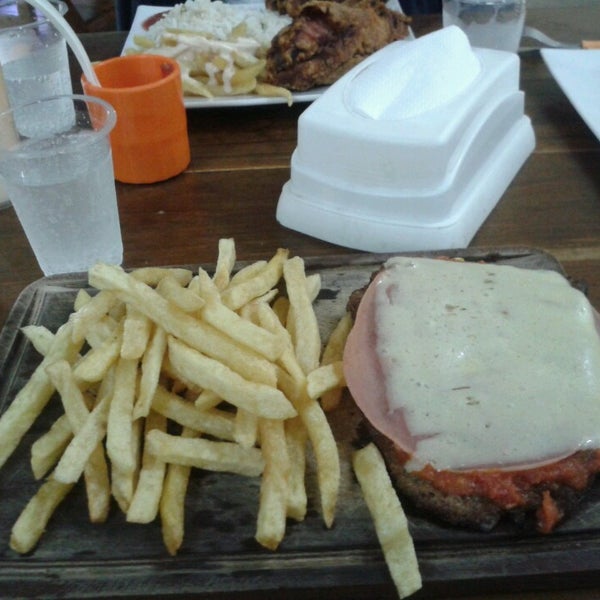 Chubis Fast Food - 3 tips from 4 visitors