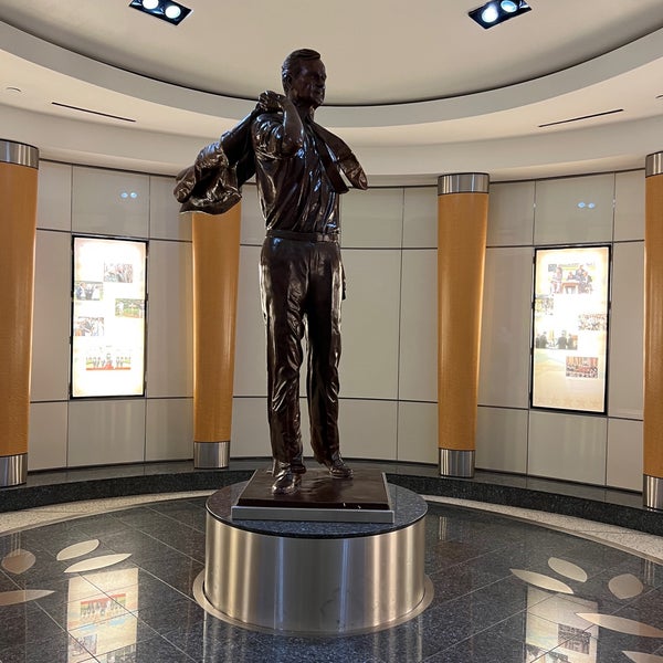 George H.W. Bush Statue "Winds of Change" - Public Art in Houston