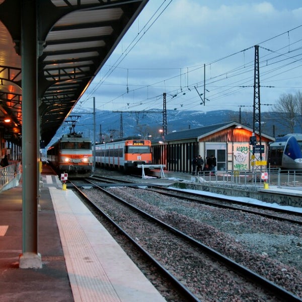 Photos at Gare SNCF de Latour de Carol - Enveitg - Enveitg, Occitanie