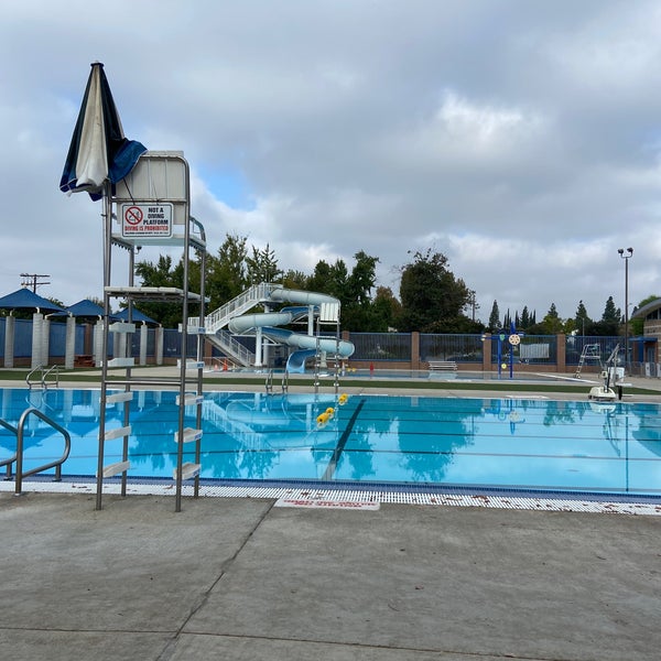 Northridge Park Aquatic Center - Swimming Pool in Northridge