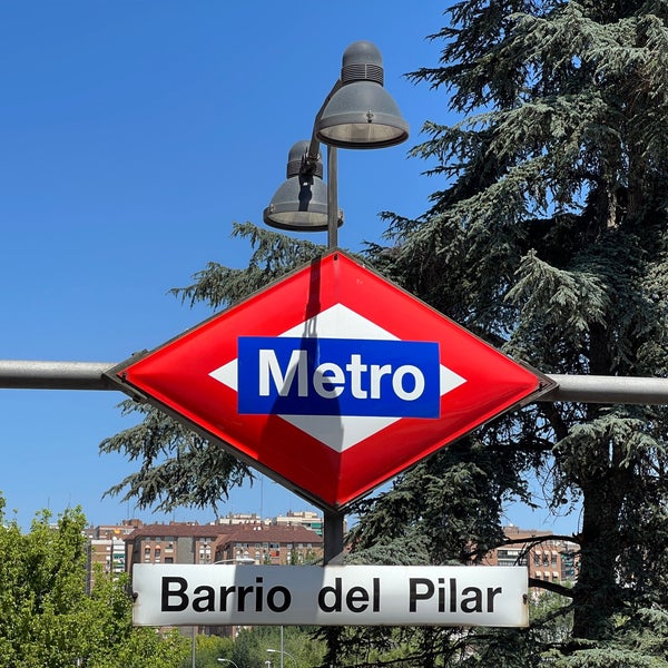 Metro Barrio del Pilar - El Pilar - Madrid, Madrid
