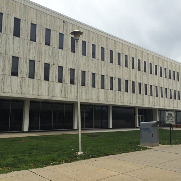 New Jersey State Library - College Library in Trenton
