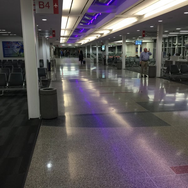 Tulsa International Airport (TUL) - Tulsa, OK
