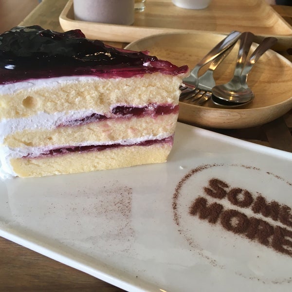 Some More Coffee Bar (ซัมมอร์ คอฟฟี่ บาร์) - 100 Map Mayom Rd