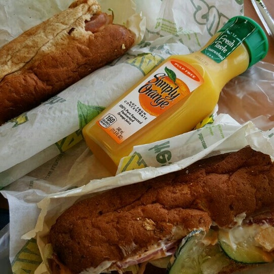 SUBWAY - Sandwich Spot