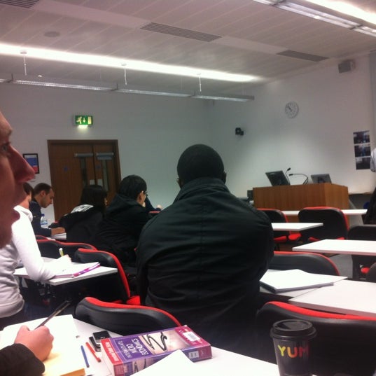 Calman Learning Centre - College Academic Building