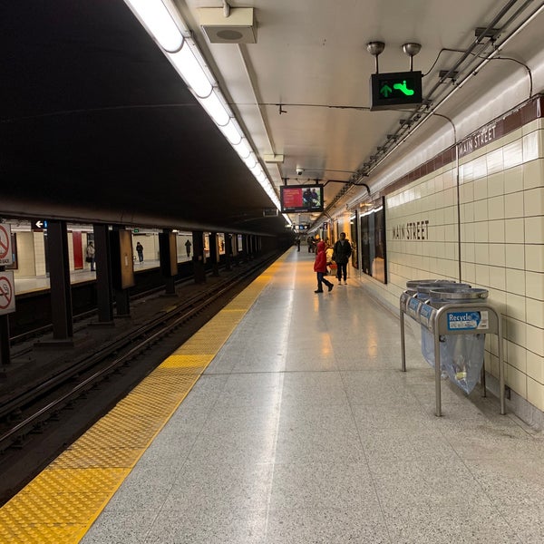 Main Street Subway Station - 5 tips