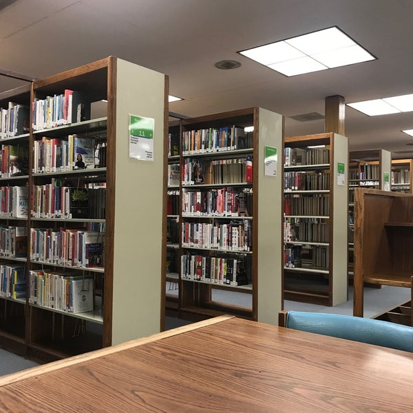 County of Los Angeles Public Library - West Covina - Library in West ...