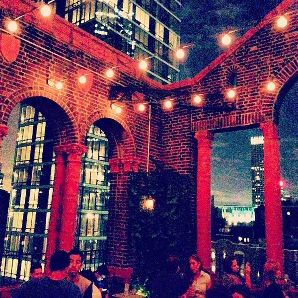 Photos at Pod 39 Rooftop Bar - Cocktail Bar in Murray Hill