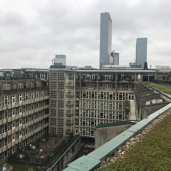 Groot Handelsgebouw - Building in Rotterdam