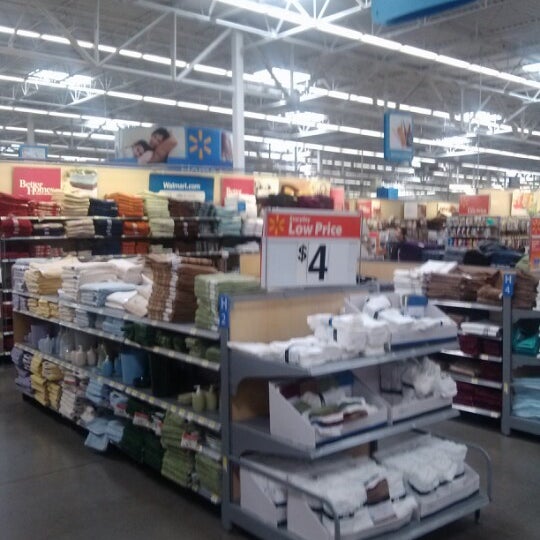 Photos at Walmart Supercenter - Parkway - South Sacramento - 31 tips