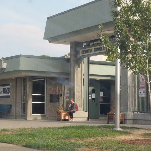 Benicia Middle School - 1100 Southampton Rd