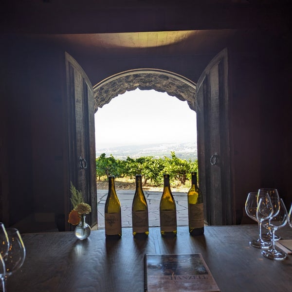 Hanzell Winery - Winery