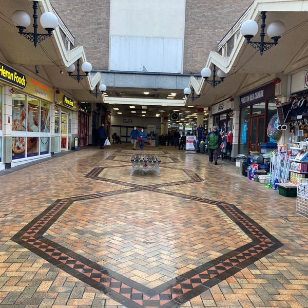 St. John's Shopping Centre - Shopping Mall in Preston