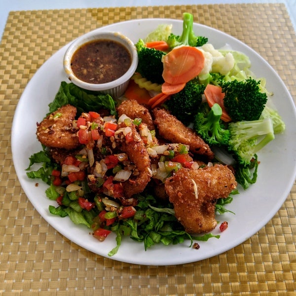 Loving Hut Phoenix - Vegan and Vegetarian Restaurant in Camelback East