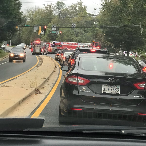 Exit 39 - MD 190 (River Road) / Potomac, Washington - Intersection