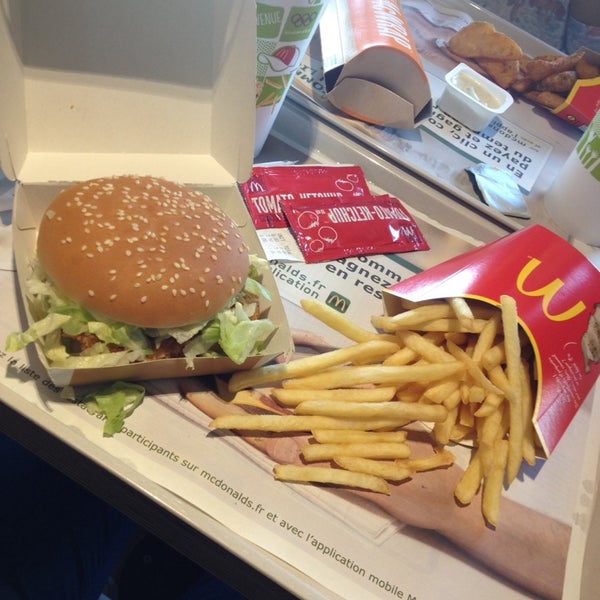 McDonald's - Fast Food Restaurant