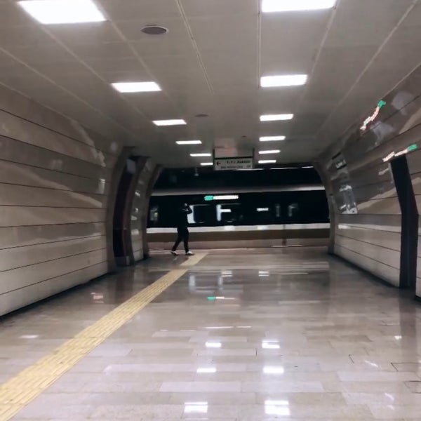 4. Levent Metro İstasyonu - 4. Levent