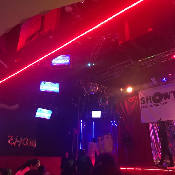 Showtime - Karaoke Bar