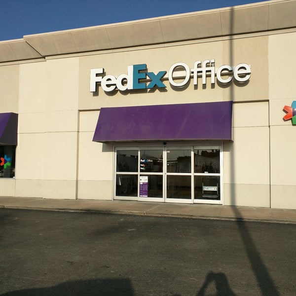 Fedex Office Storefront