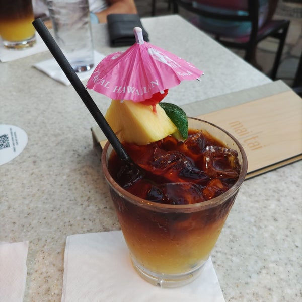 Mai Tai Bar - Cocktail Bar in Waikiki