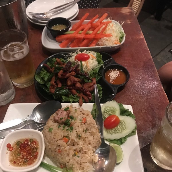 Chilling House Café - Bar