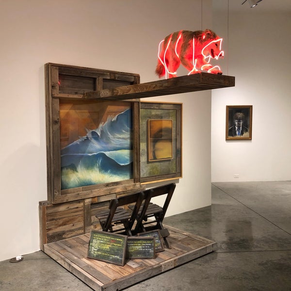 La Louver Gallery - Venice, CA