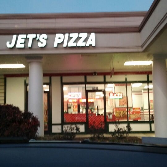 Jet's Pizza - 5 tips from 96 visitors