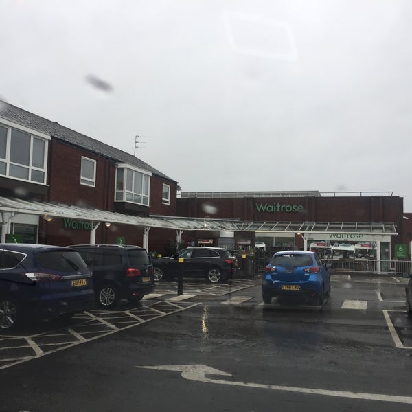 Waitrose & Partners - Supermarket in St Albans