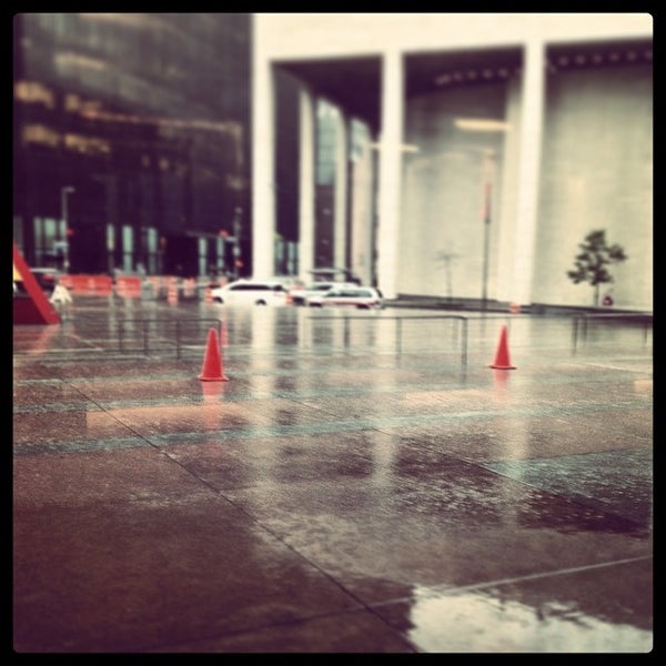 JPMorgan Chase - 1111 Fannin St